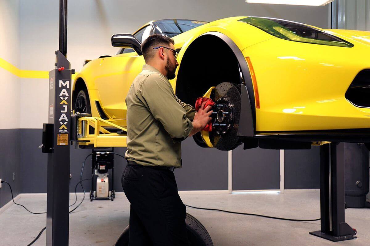 MaxJax – M7K - GVT Garage Gear